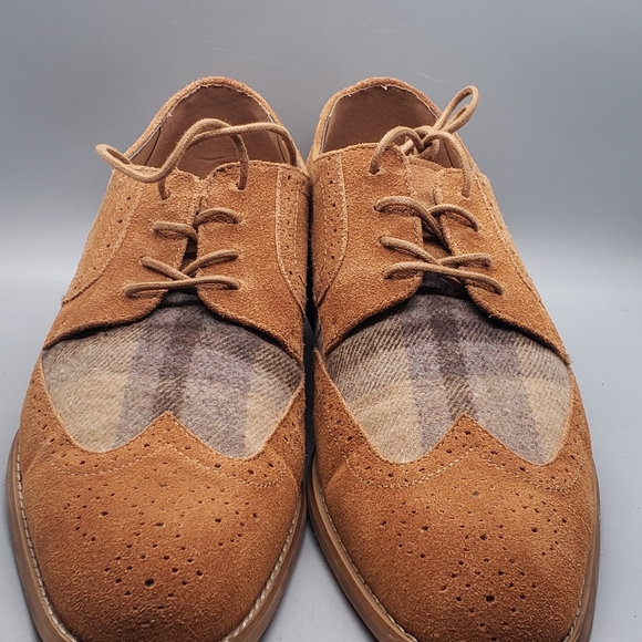 La Milano | Shoes | La Milano Wingtip Oxford Tan Leather Shoes Plaid ...